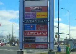 Shoppers World Brampton: Brampton, ON